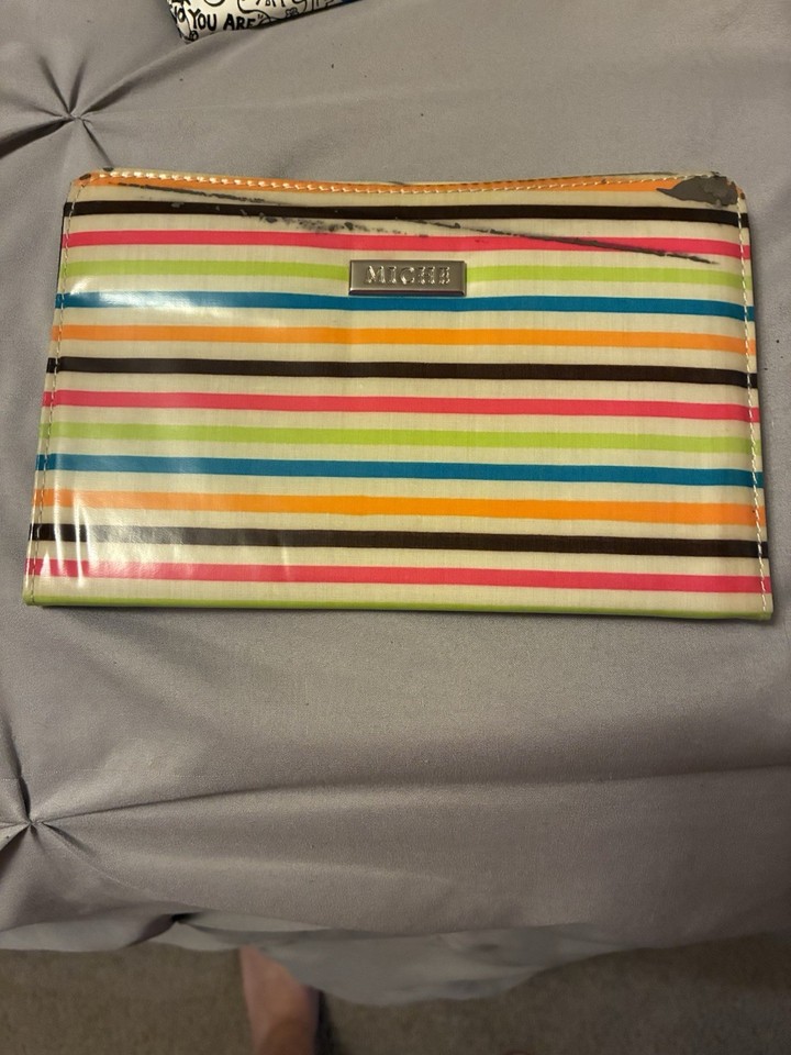 Miche Mini With 5 Shells. Perfect for any occasion. Great for work or ...