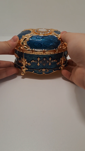 SANKYO BLUE TIN ALLOY OVAL MUSIC BOX : ANASTASIA - JOURNEY TO THE PAST ...