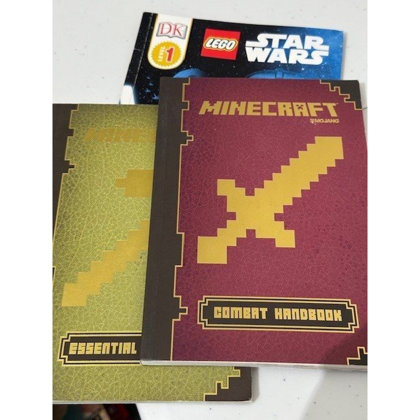Minecraft Essential Handbook & Minecraft Combat Handbook - softbound ...