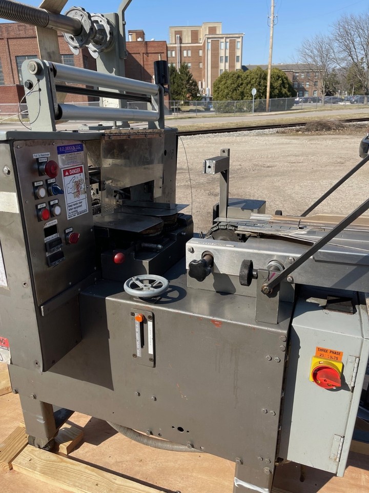 DOBOY SCOTTY II HORIZONTAL FLOW WRAPPER WITH 12' INFEED, MANUAL AND ...