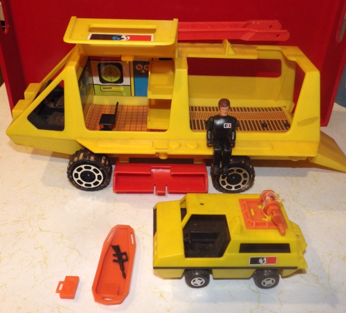 Vintage Mac Mobile Action Command Matchbox Rescue Van + Car & Man ...