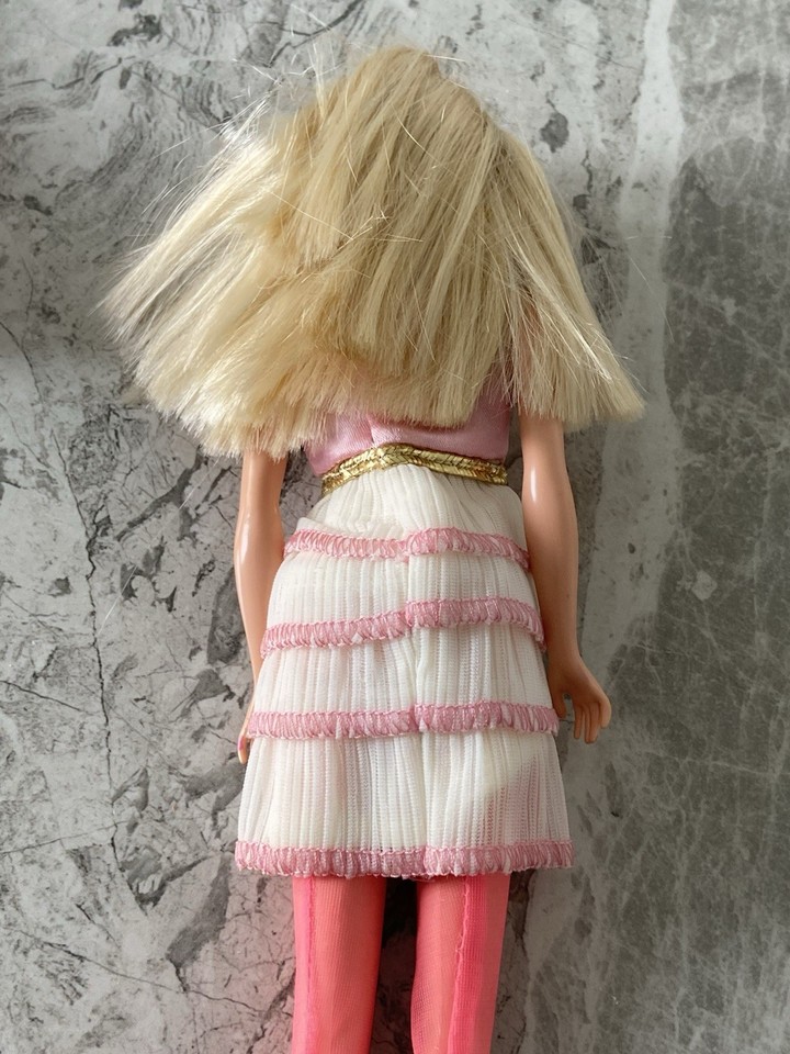 Far Out Barbie Doll (1998) Nude w/ Vintage Mod Barbie Outfit – Mattel ...