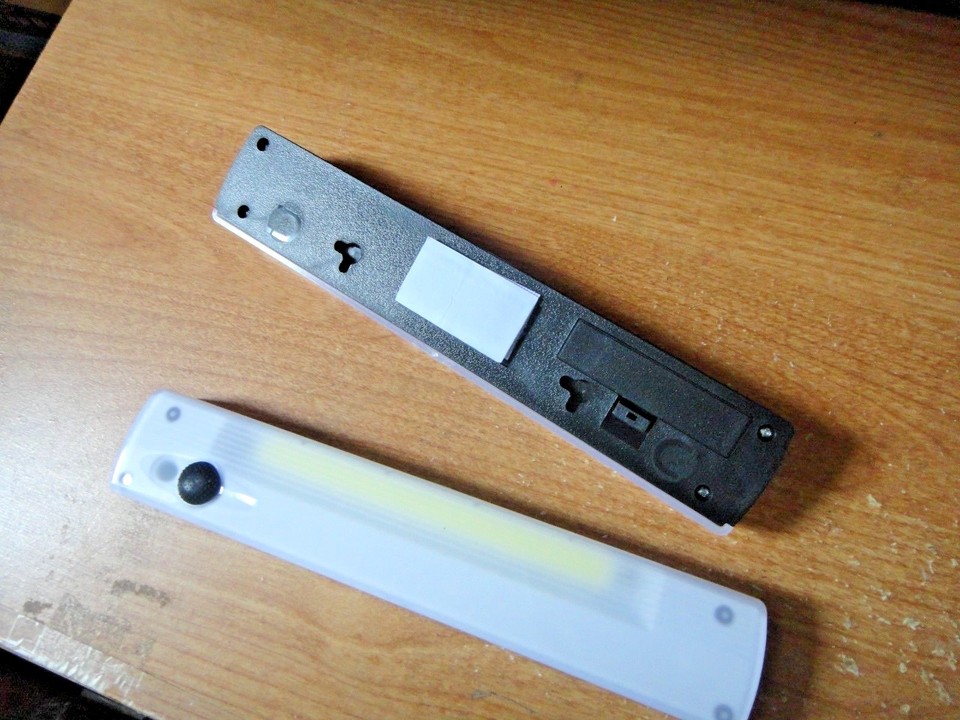 4pk Anti Glare COB LED Wall Lighted Switch Wireless Night Light Battery ...