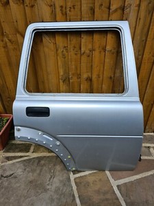 LAND ROVER FREELANDER MK1 2.0 TD4 97-06 OS REAR DRIVER SIDE DOOR IN ...
