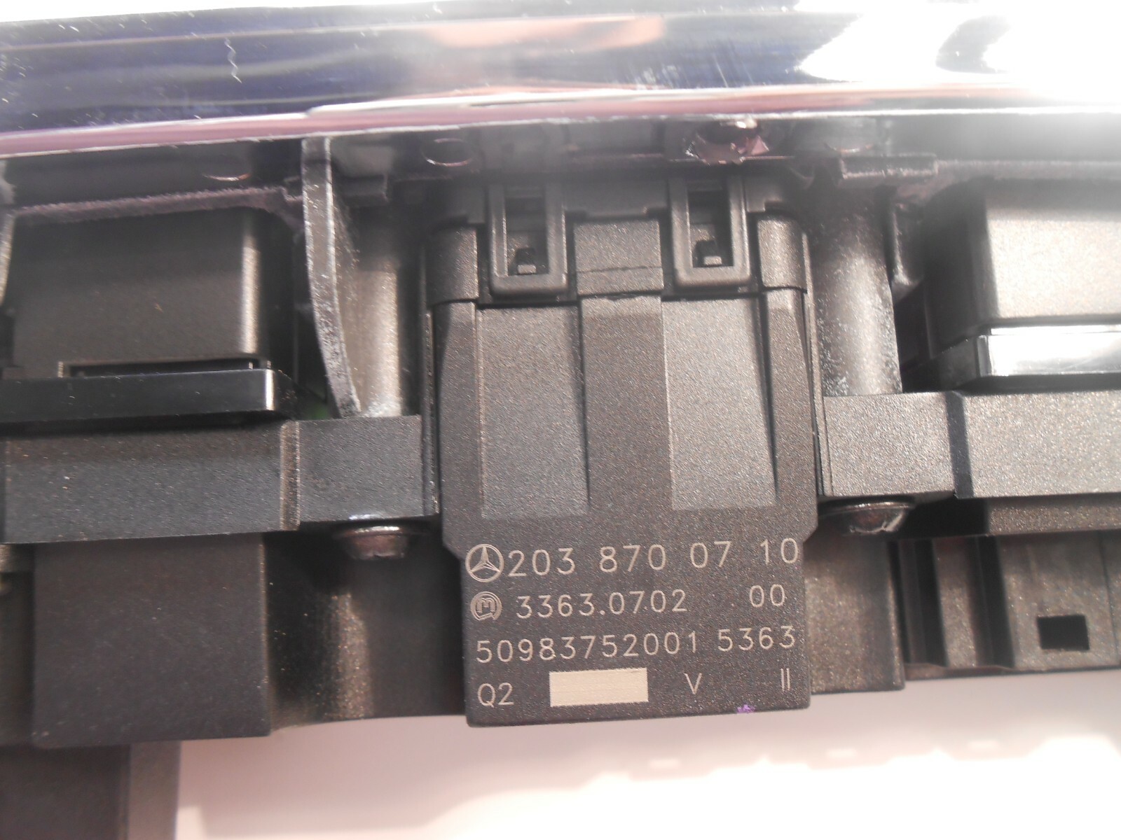 2005-07 Mercedes C-Class ,C280,C230 Dash Panel W/ switch OEM 2038700710 ...