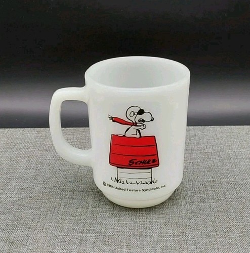 Vintage 1965 Anchor Hocking Fire King Snoopy "Curse You, Red Baron!" | eBay