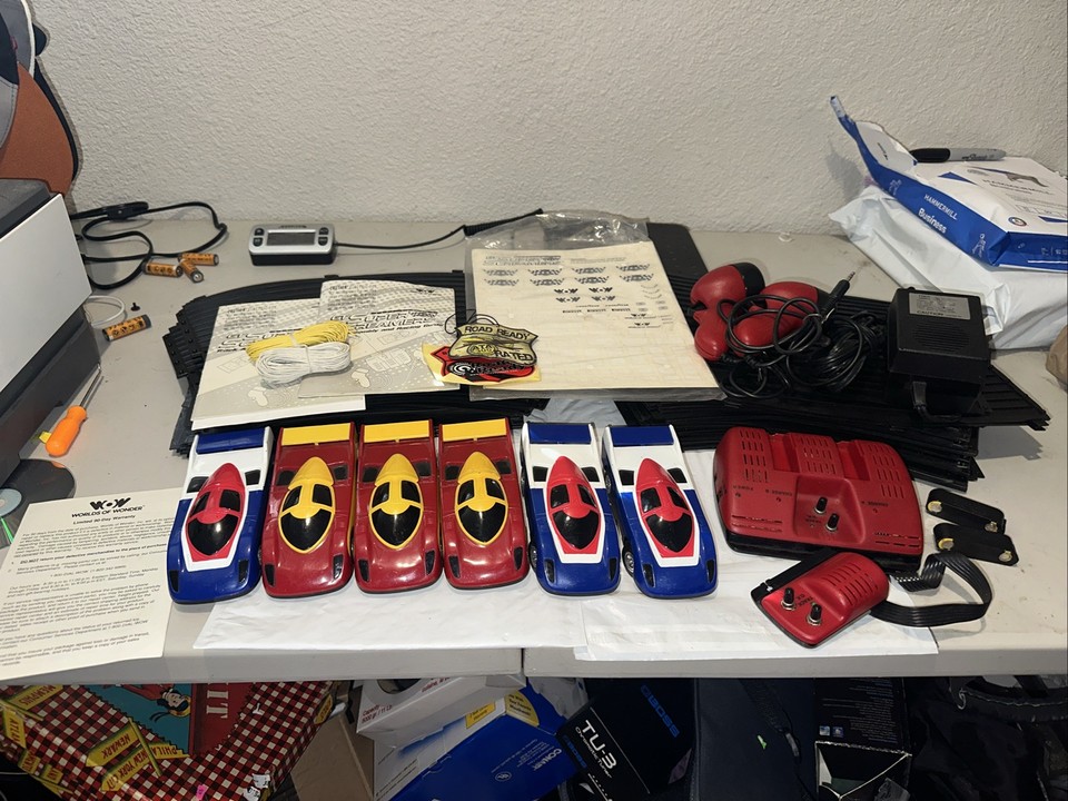 Slotless Race Car Set RARE! WOW GT Super Screamers 1/32 WORLDS OF ...