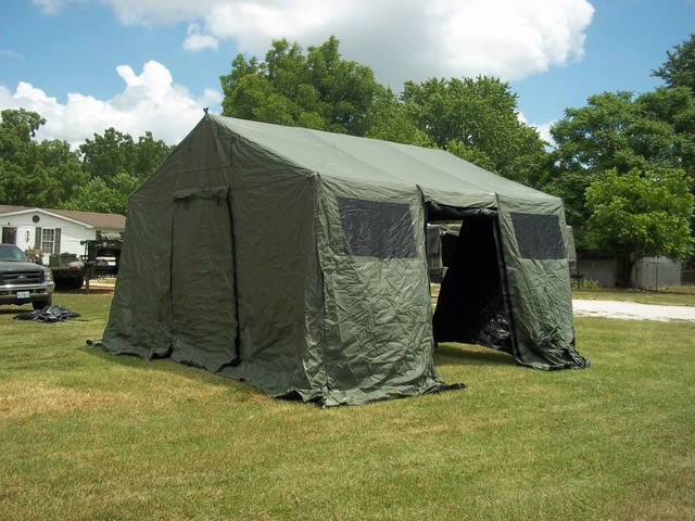 MILITARY BASE X TENT 303 ARMY VINYL CANVAS 270 SQ-FT HAS NO LINER NO ...
