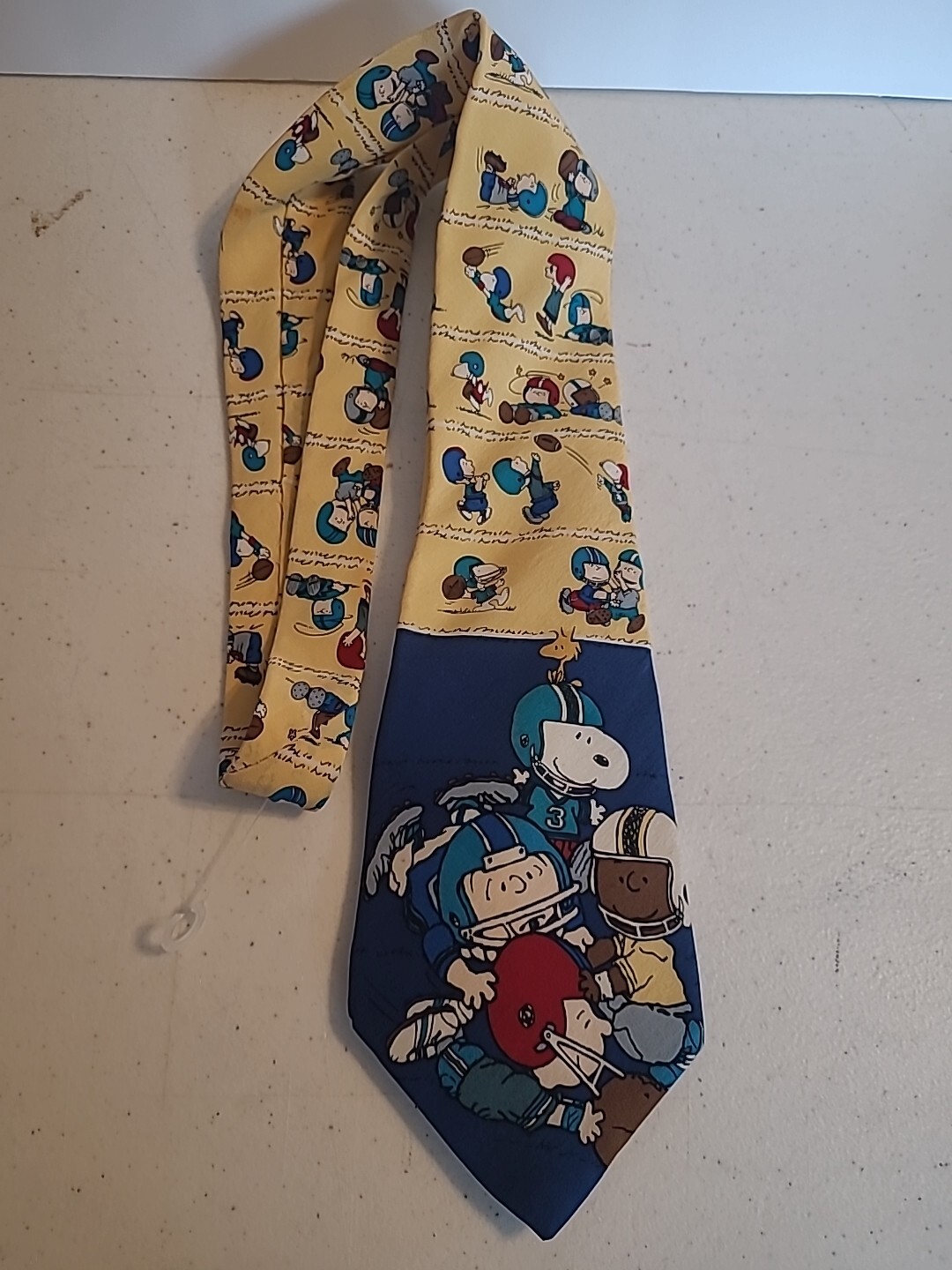 Peanuts Charlie Brown Snoopy Football Tie - Gem
