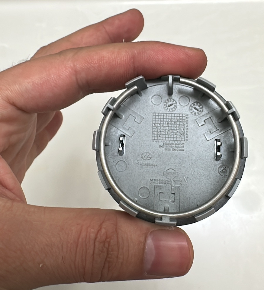 ☑️NEW GENUINE Wheel Center Cap for NISSAN Altima VERSA Murano Maxima ...