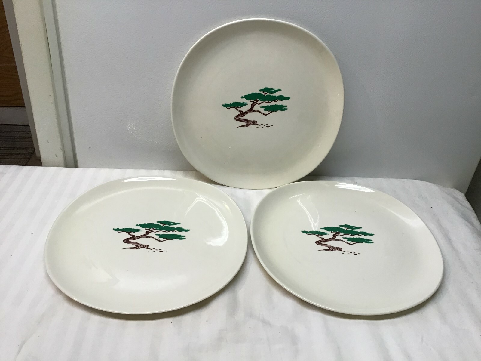 3 - Vintage Iva-Lure Pine Tree Dinner Plates by "Crooksville USA-G5" | eBay