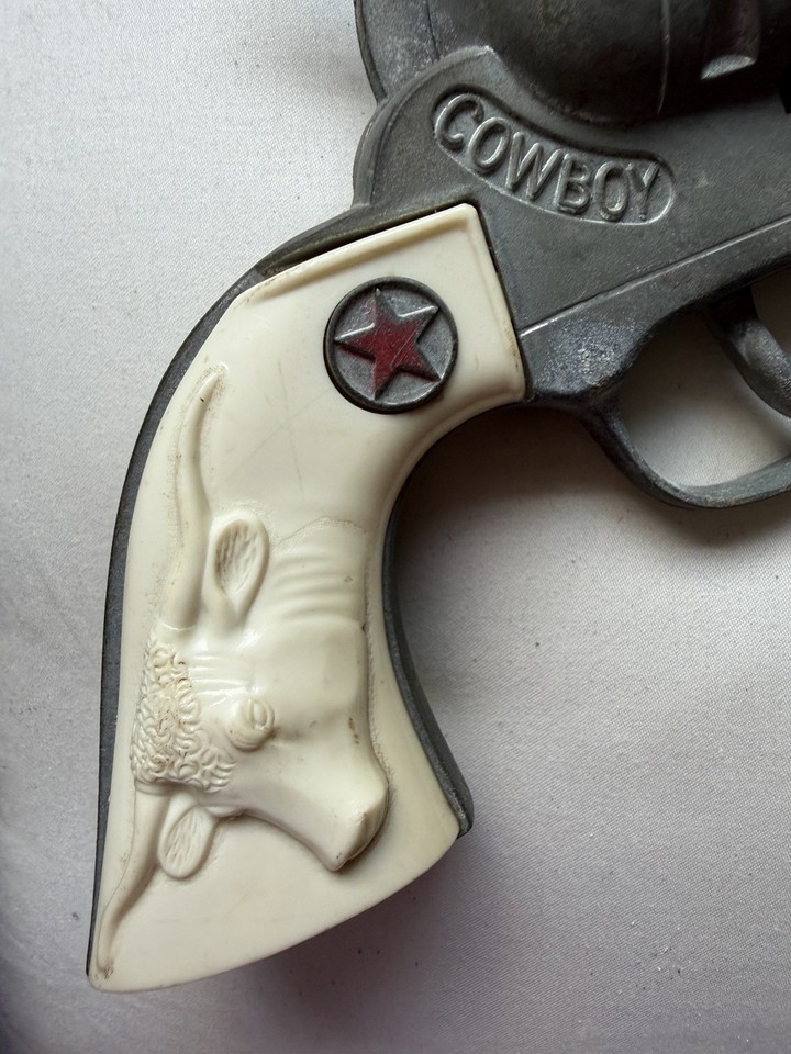 Vintage Faux Toy Cap 1950 Cowboy Gun HUBLEY Red Star. Pat Pending. | eBay