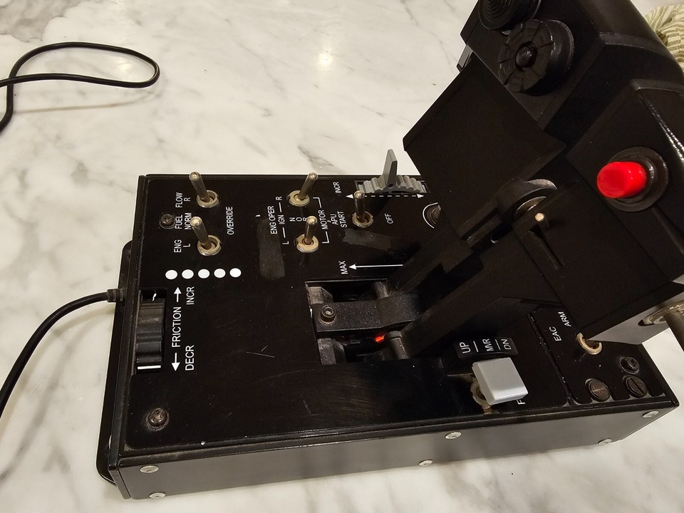 Thrustmaster 2960739 VG Hotas Warthog Dual Throttles and Control Panel ...