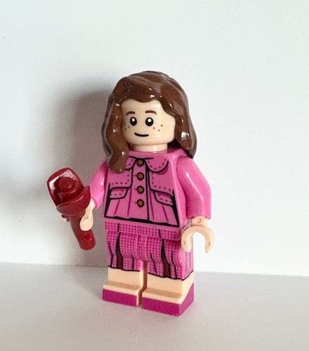 Custom 100% genuine LEGO rare pink minifigure Girl Female BrickWarriors ...