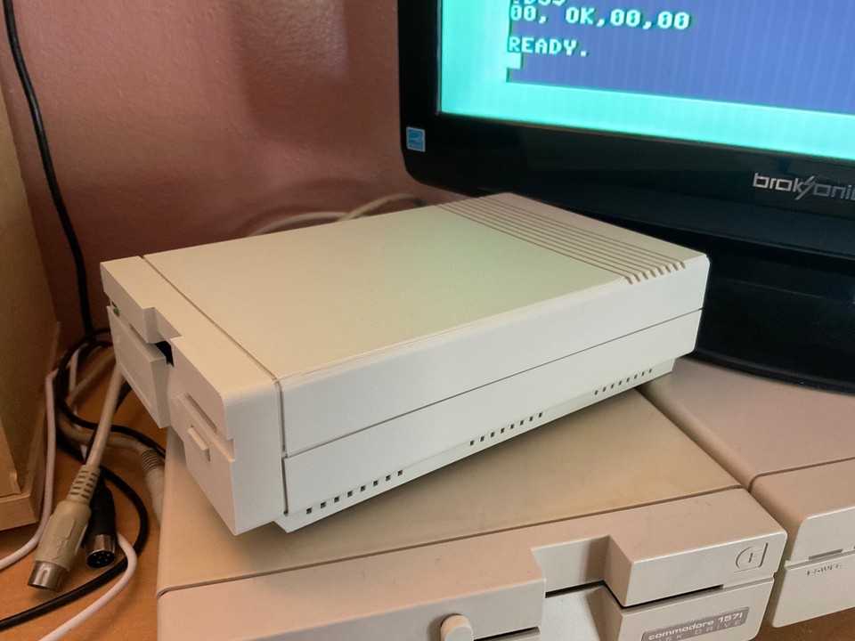 Commodore 1581 Drive Replica 3.5” for Commodore c64 c128 with JiffyDos ...