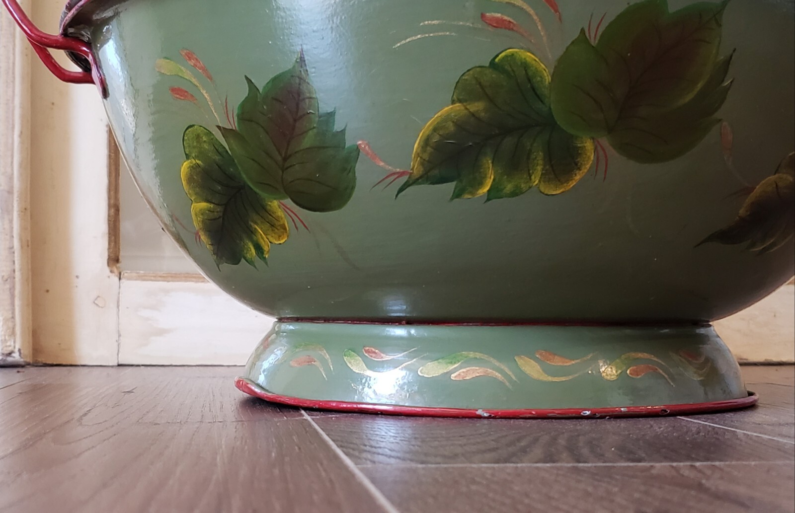 Vintage Large Set of Hand Painted Tole Toleware Bowl , Tray & Lid w ...