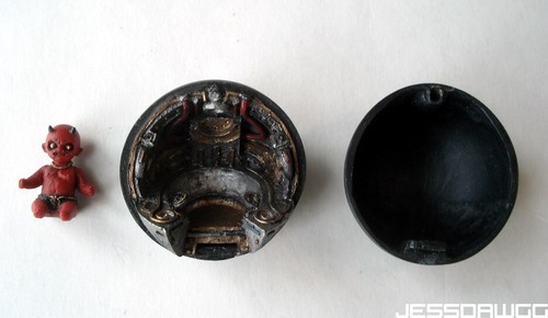 1/6 Red Oni Baby Devil with Demon Bomb Burning Souls Crimson ...