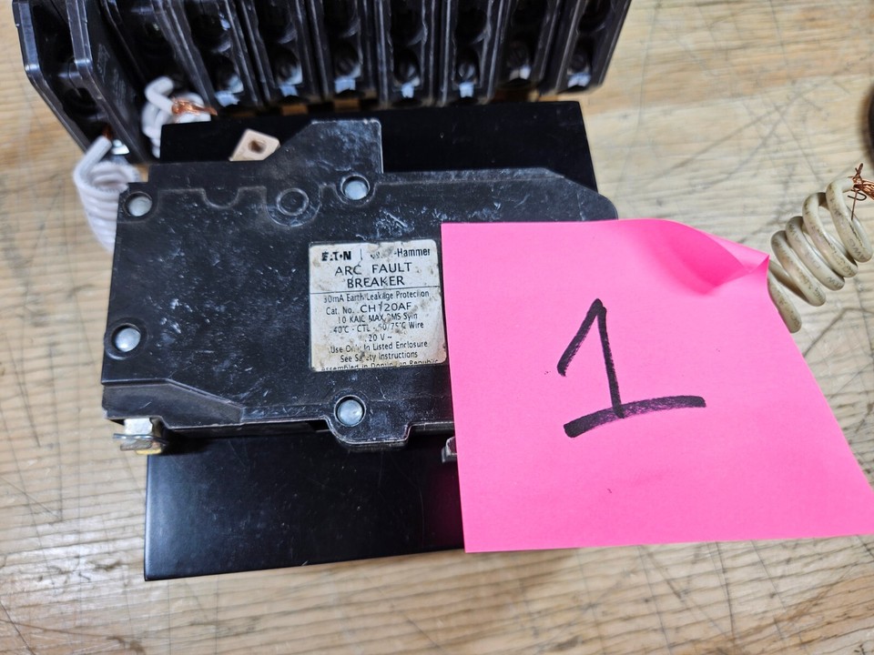10x Cutler Hammer CH120AF CHFN115GF 120V Arc Fault Type CHAF Circuit ...