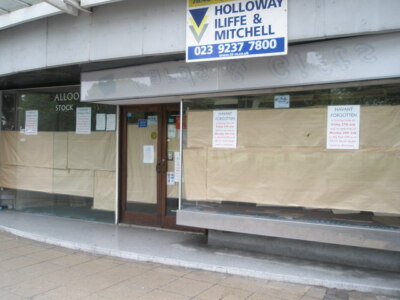 Photo 6x4 Havant Forgotten ( but obviously we did) In Market Parade ...