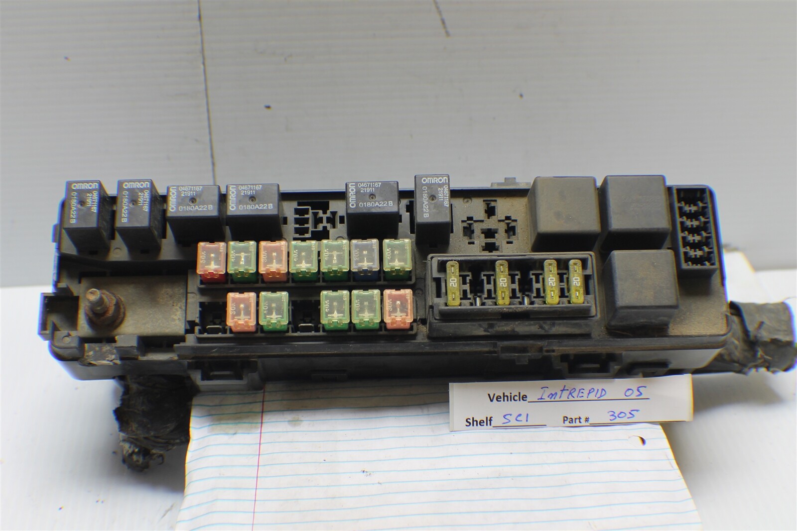 2000-2004 Dodge Intrepid Fuse Box Relay Unit 04759376AA Module 05 5C1 ...