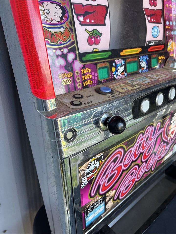 Betty Boop Slot Machine For Parts Face Only Missing | eBay