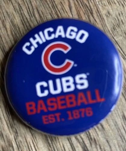 VTG Chicago Cubs Metal Pin | eBay