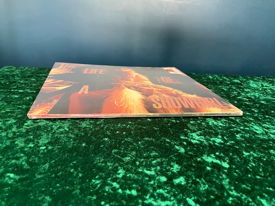 Taylor Swift - The Life of a Showgirl- Limited Edition Pink Shimmer ...