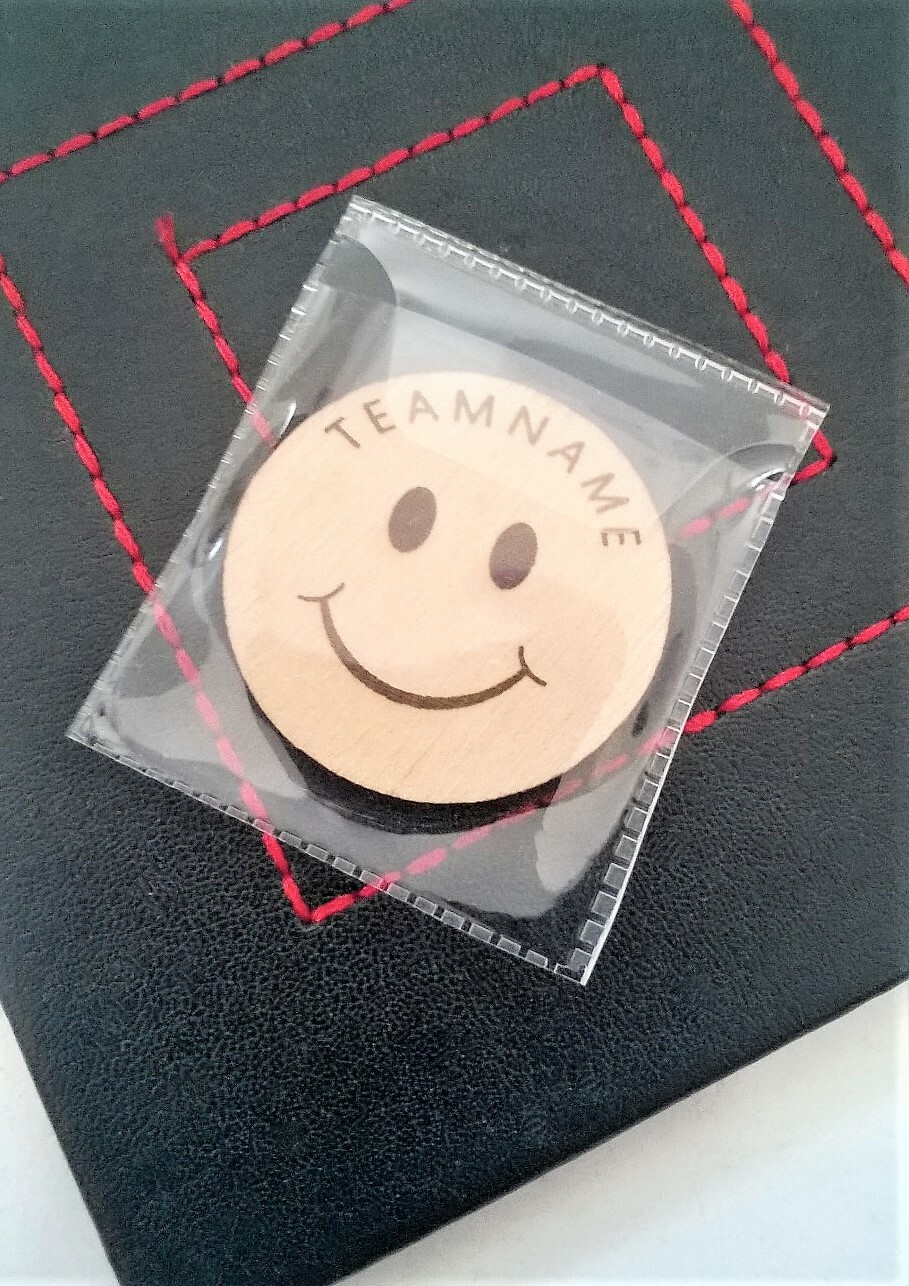 Smiley Face Geocaching Wooden Nickel Swag | Grelly UK