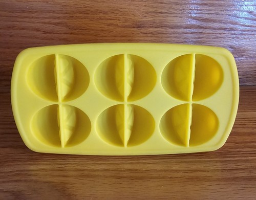 Joie Silicone Mold Lemon Wedge Ice Maker Tray W Lid 8x4" Preowned Makes ...