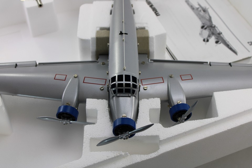 Marklin - JU-52 Swiss Version - Wind Up Tinplate Tri-Motor Airplane ...