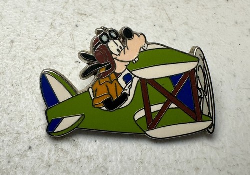 DISNEY WDW 2004 TRAVEL COMPANY AIRPLANE PILOT GOOFY PIN | eBay