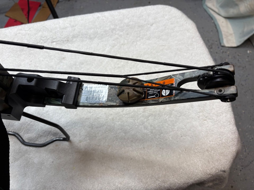 Parker Challenger Crossbow Scope 125-150Lb Camo, Very good condition ...