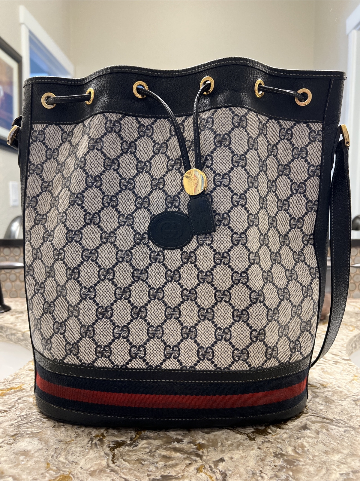 RARE Authentic Gucci Supreme Monogram Women’s Bucket … - Gem