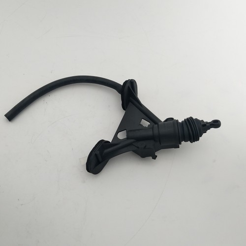 Clutch Master Cylinder for Ford Transit VM VJ VH 2.2L 2.3L 2.4L 2006 ...