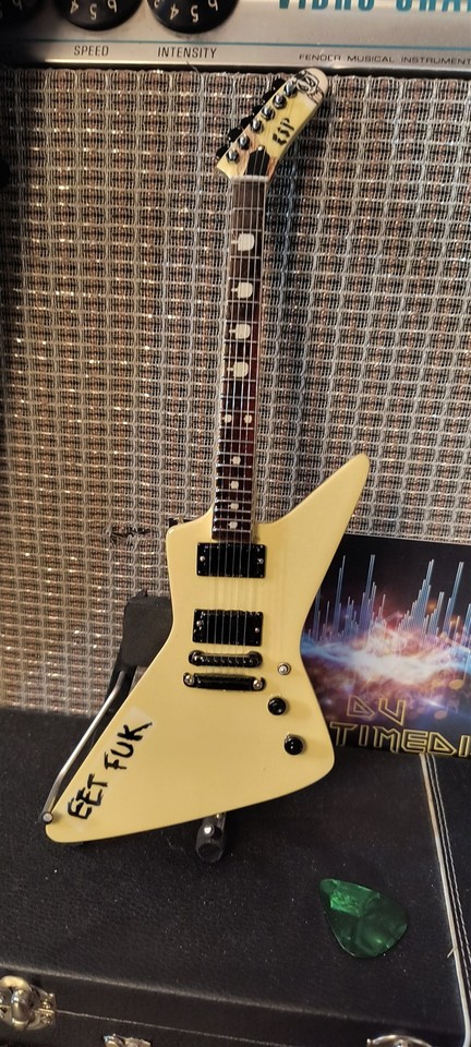 JAMES HETFIELD (Metallica) -eet fuk ESP MX-220 1:4 Scale Guitar ~Axe ...