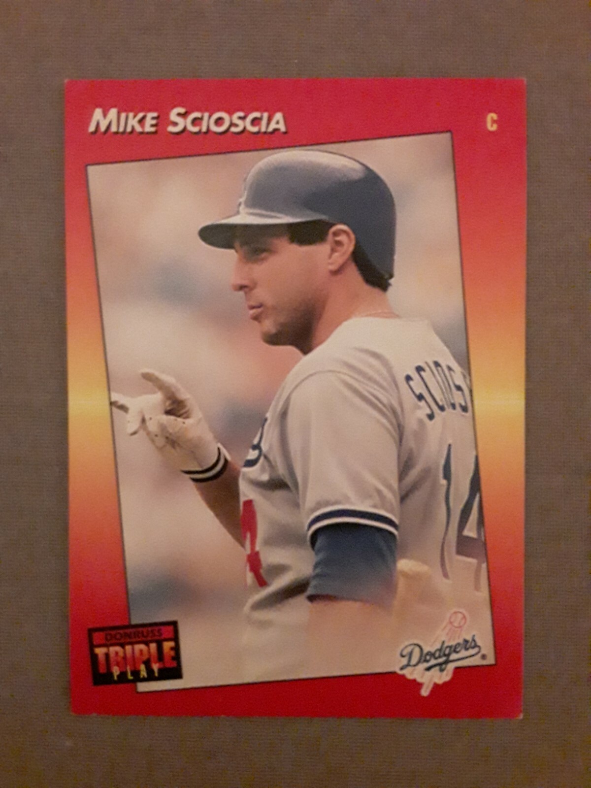 1992 Donruss Triple Play Mike Scioscia baseball card #191. Los Angeles Dodgers. | eBay
