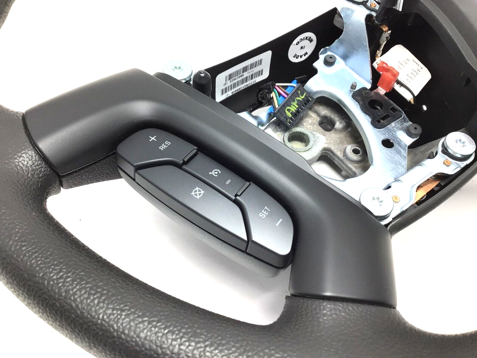 2007-2013 Chevrolet Silverado GMC Sierra Steering Wheel ebony new OEM ...