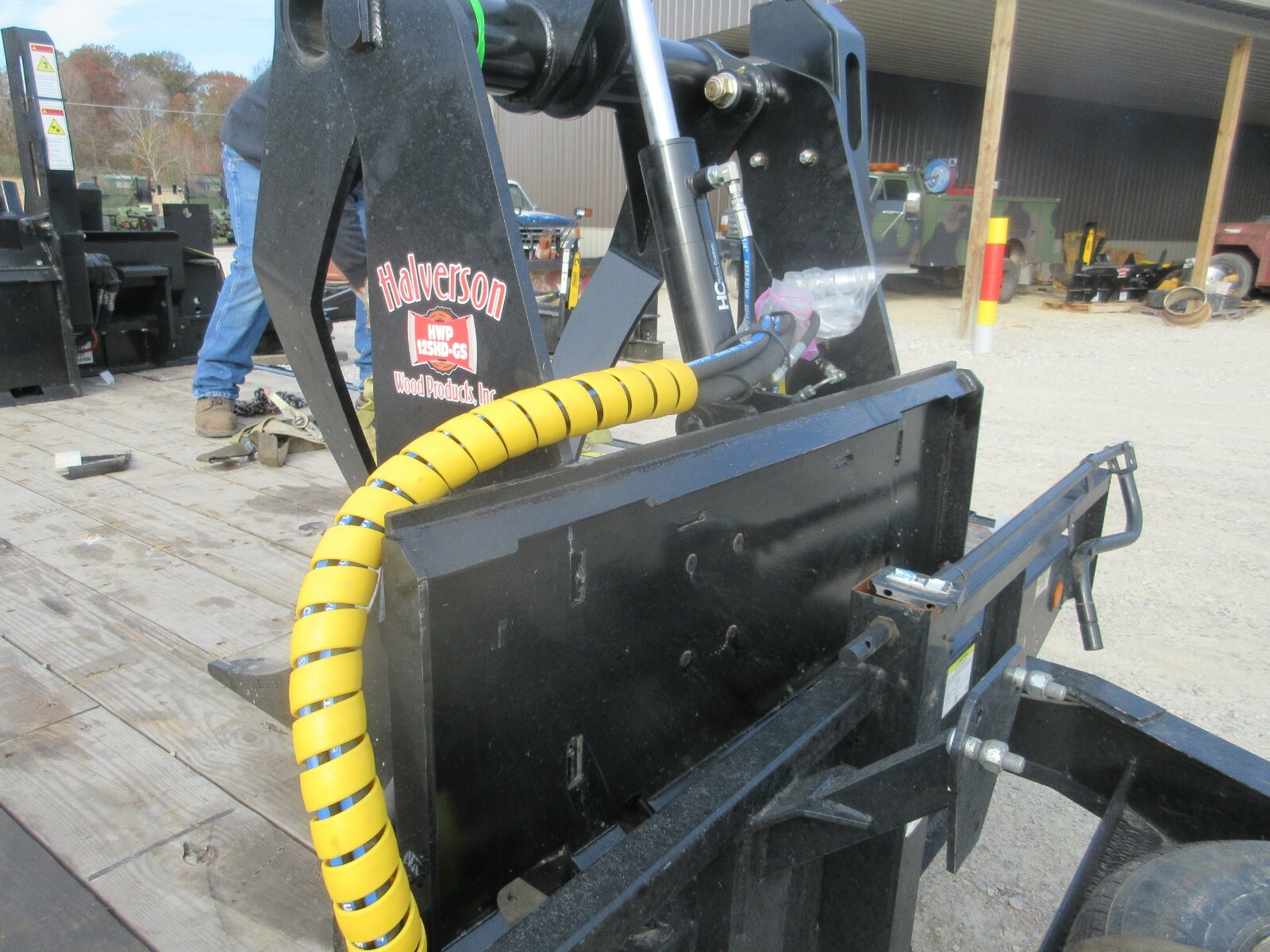 Grapple Saw Attachment Bobcat CAT Deere Skid Steer HWP-125 HD Halverson ...