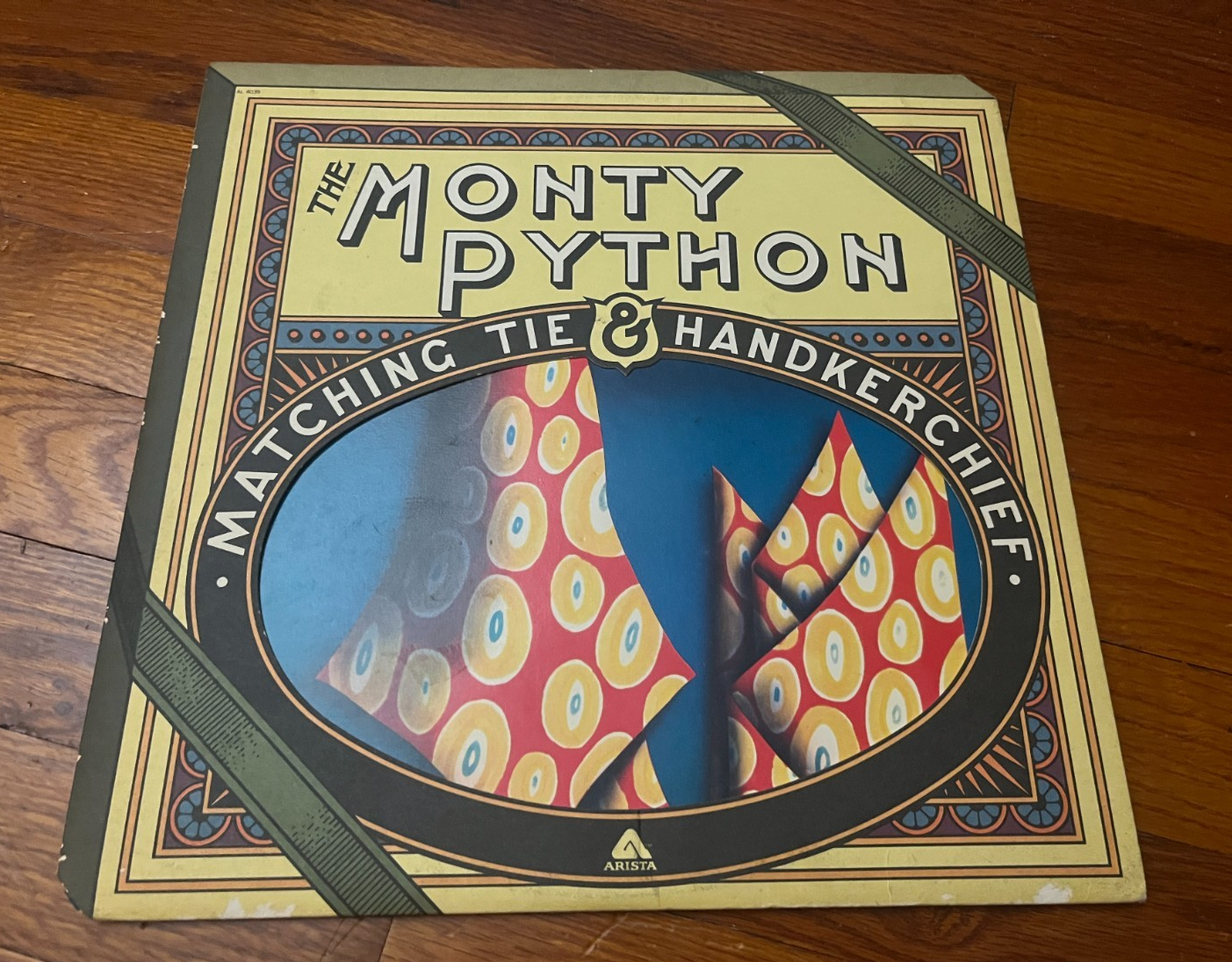 MONTY PYTHON Matching Tie And Hankerchief ORIGINAL 1975 LP Rare Double ...