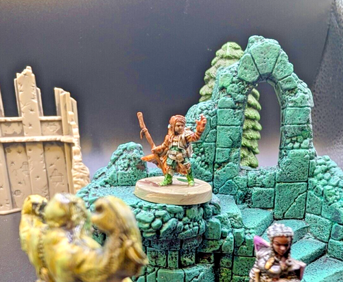 Hand Painted Halfling Rogue/Sorceror/Psion/Druid dnd fantasy miniature ...