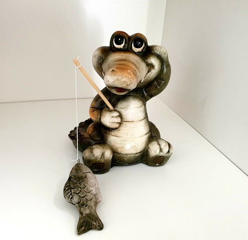 Krokodil das angelt Fisch Angel Deko niedlilch Dekofigur witzig Kroko ...