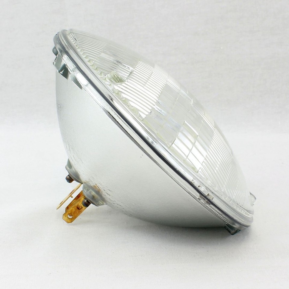 7" Round Halogen Sealed Beam Glass Headlight Headlamp Light Bulb 12V ...