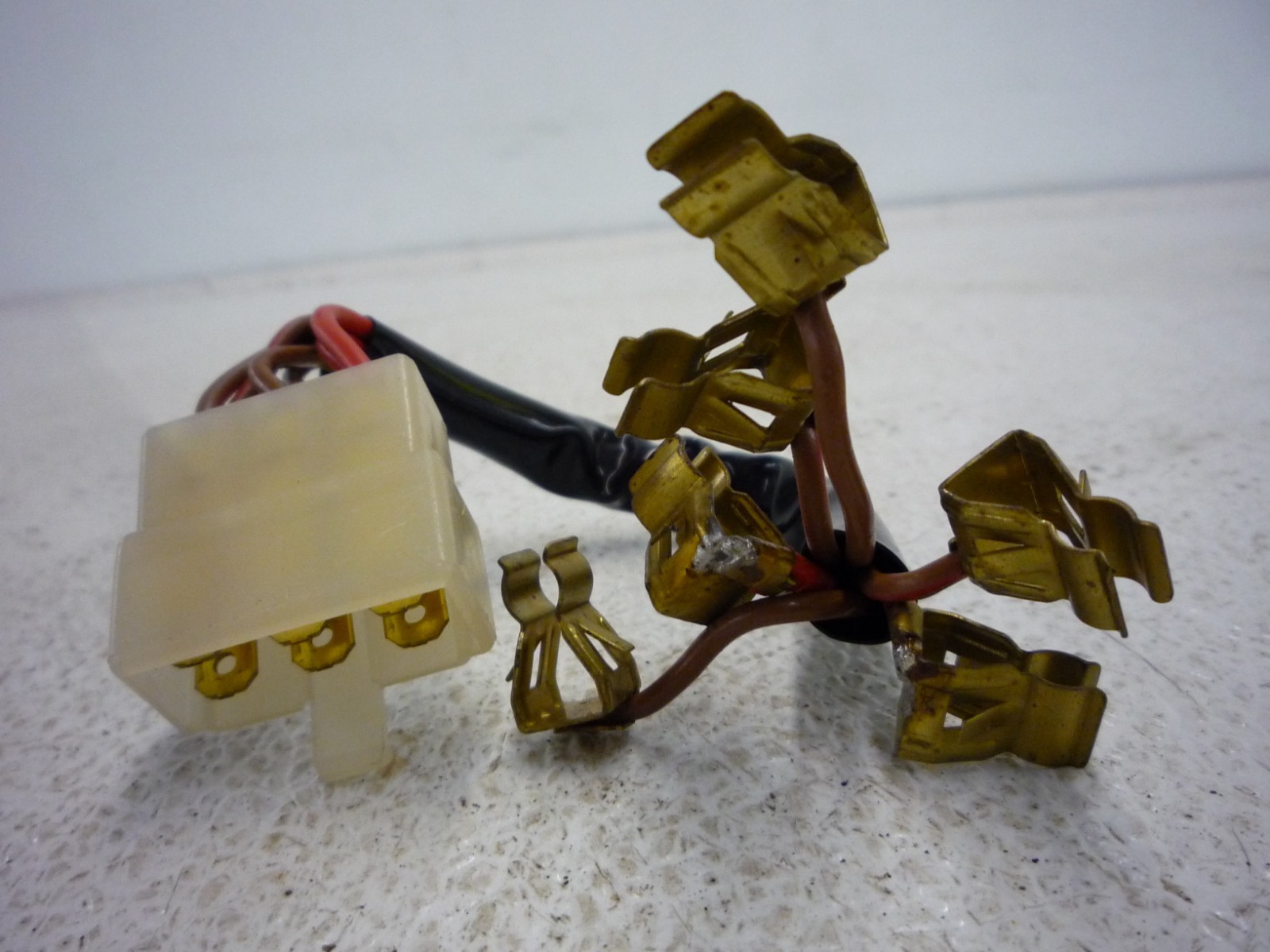NOS HONDA FUSE BOX PLUG OEM 32119-341-702 | eBay