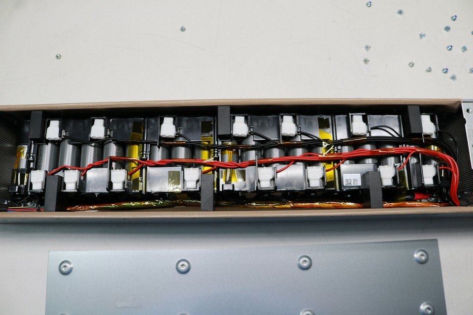 LG Battery Management System with/ HB2 18650 30A 1500mAh Lithium ...
