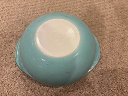 PYREX Vintage 2qt #023 Turquoise Round Mixing Bowl, USA - Nesting Bowl ...