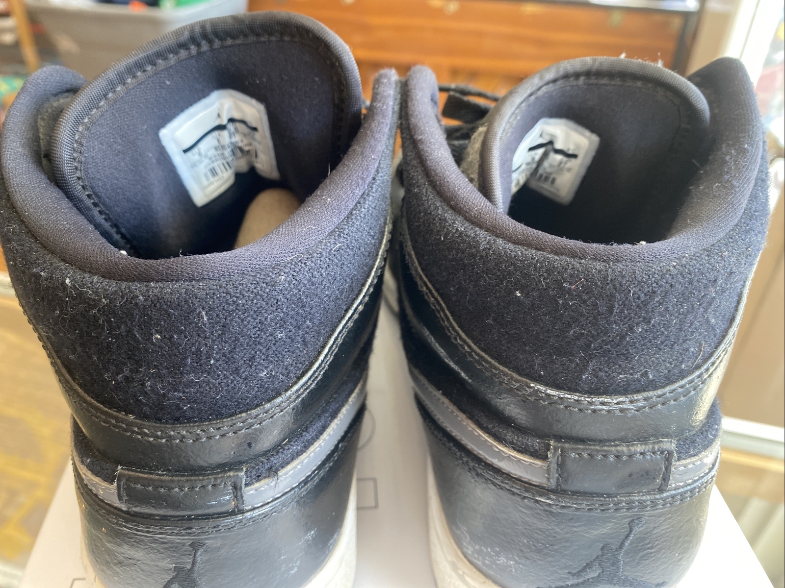 0107) Nike Air Jordan 1 One Retro Mid 'Winterized' 85… - Gem