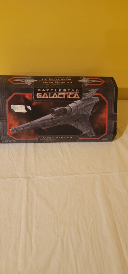 Battlestar Galactica Viper MK VII KAT pre built Mark 7 Moebius Models ...