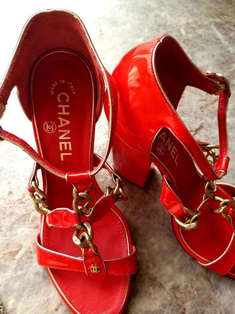 CHANEL High heel Sandal 36.5C Red Authentic Women Used from CHANEL High heel Sandal 36.5C Red Authentic Women Used from