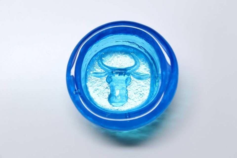 Erik Hoglund Erik Hoglund posacenere posacenere mucca scandinavo Kai ...