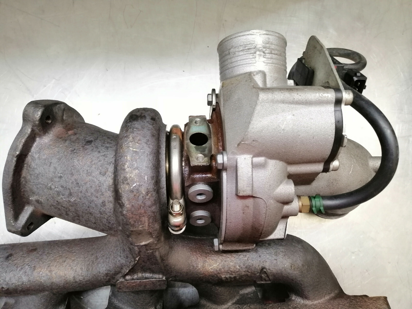 Volvo C30 C70 S40 V50 T5 2.5L Genuine BorgWarner K04 Turbocharger ...